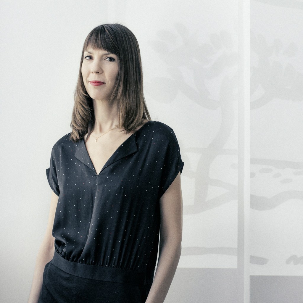 BURBERRY HER LONDON DREAM: EL ROMÁNTICO AROMA DE LONDRES – EAU DE BEAUX