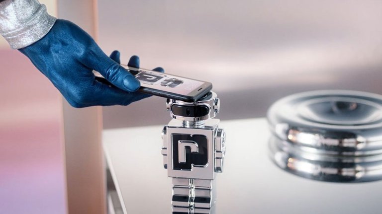 PHANTOM: EL ROBOT PERFUME DE PACO RABANNE – EAU DE BEAUX
