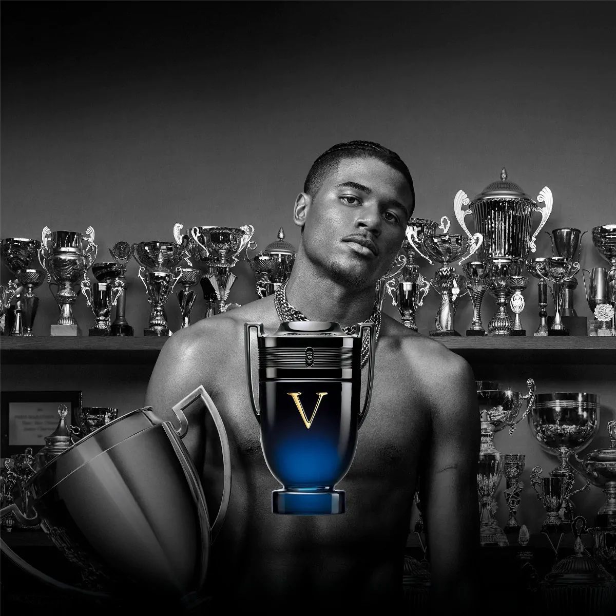 INVICTUS VICTORY ELIXIR: EL PODEROSO AROMA DE LA VICTORIA – EAU DE BEAUX