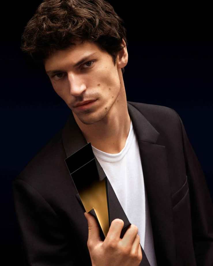 CAROLINA HERRERA BAD BOY EXTREME: EL INTENSO AROMA DE LA REBELDIA – EAU ...